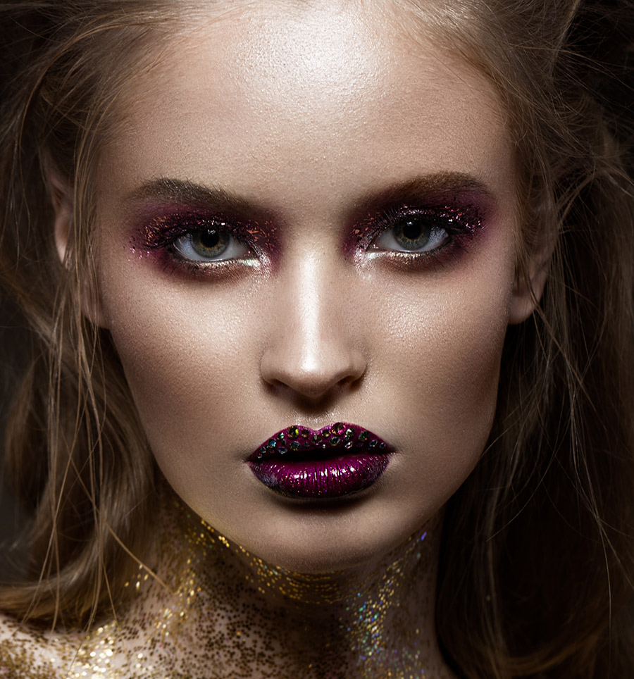 Mastering Eyeshadow Application: Tips for Flawless Looks Every Time